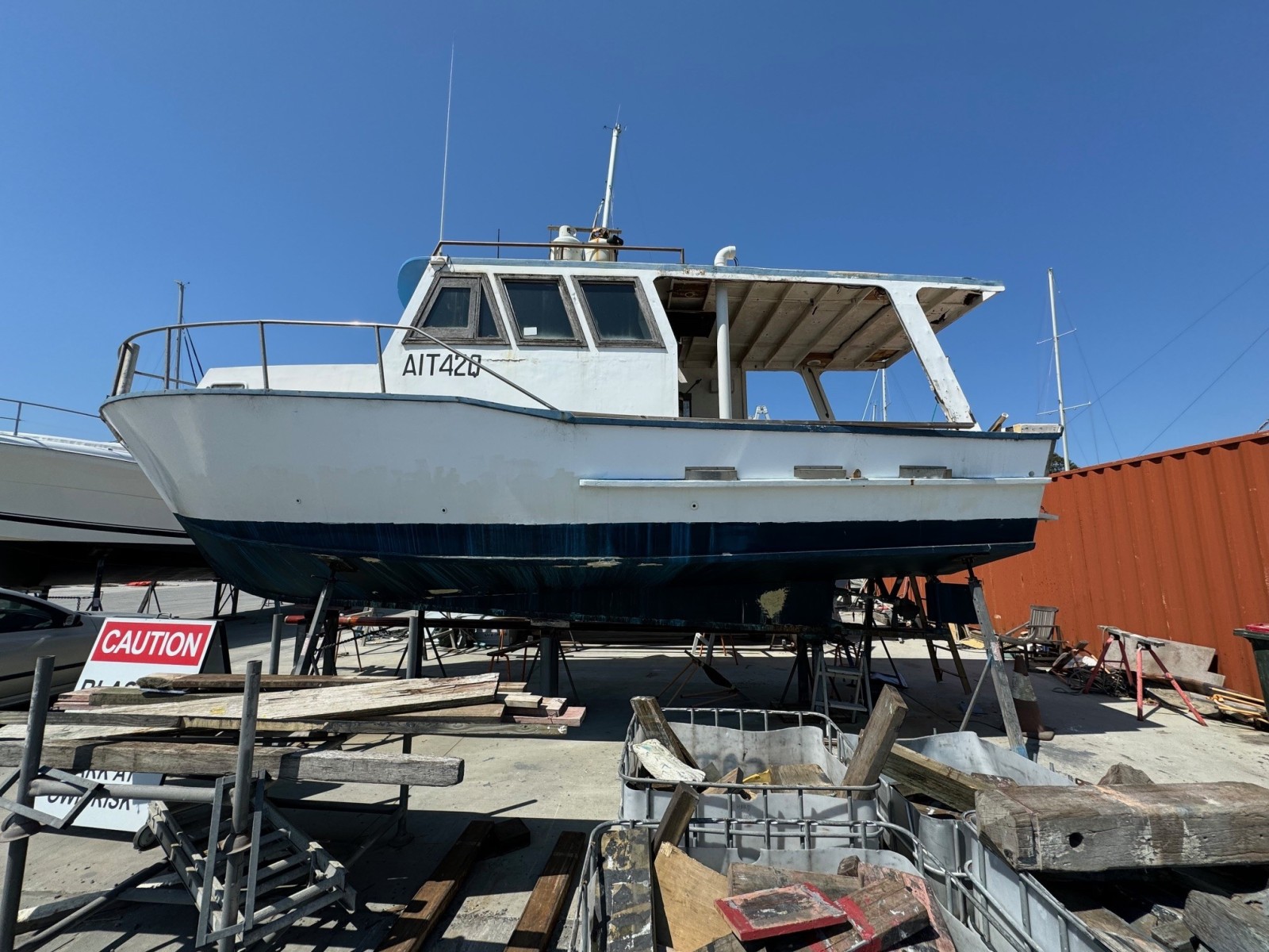 Marine Auctions - Unreserved - Buxton Bay Cruiser